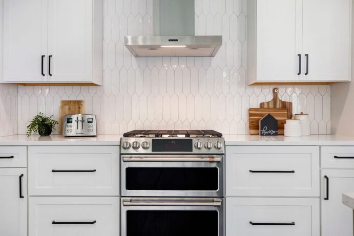 Four Storage Solutions for Your Open Concept Kitchen | Creekstone Designs